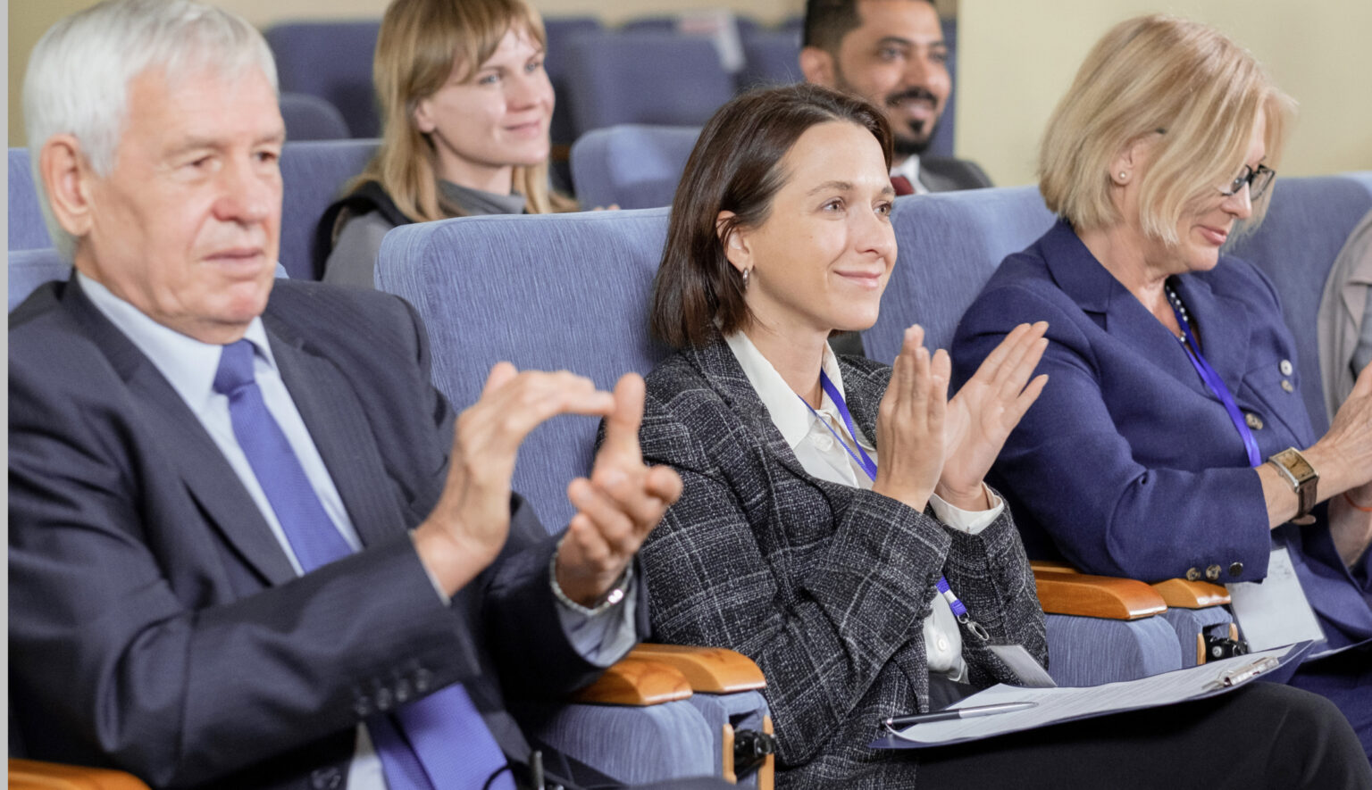 Our Guide to Creating Conference Agendas That Work | EventsAir